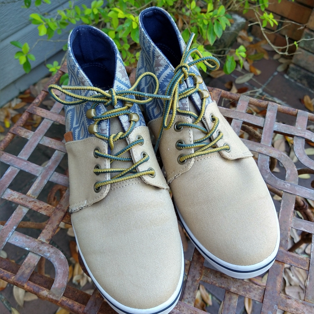 Vans Camryn Slim Native Taose Shoe - Gem
